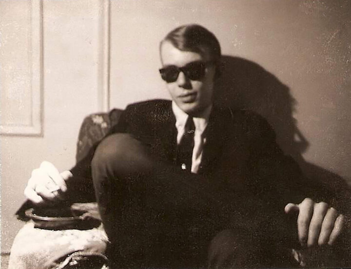 Continuity - The Comics Journal